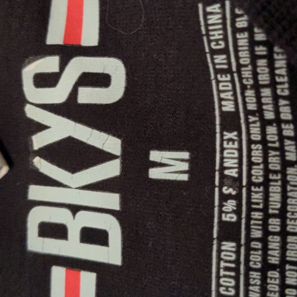 Bkys | Shirts | Mens Bkys Graphic Texture Tee Shirt The Devil Is In The ...